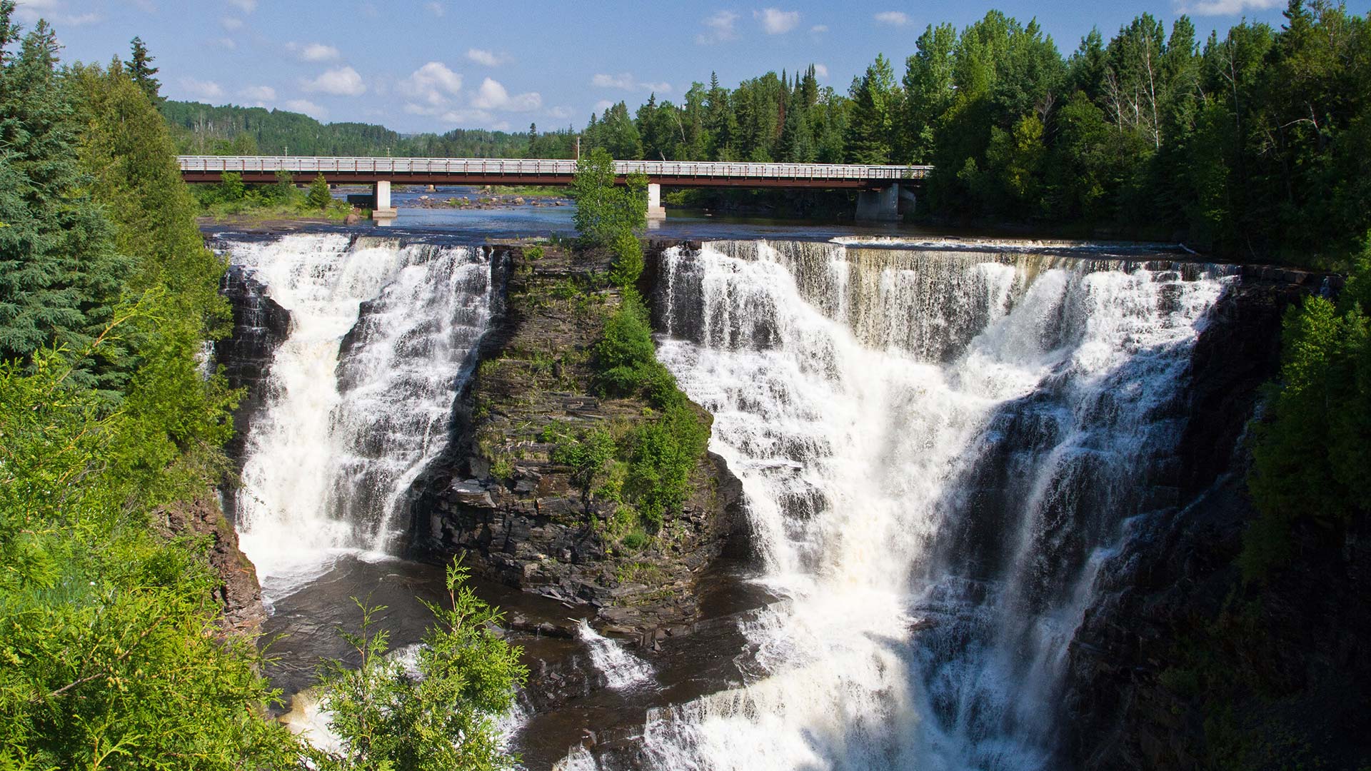 Waterfalls & Scenic Lookouts - Ride Lake Superior